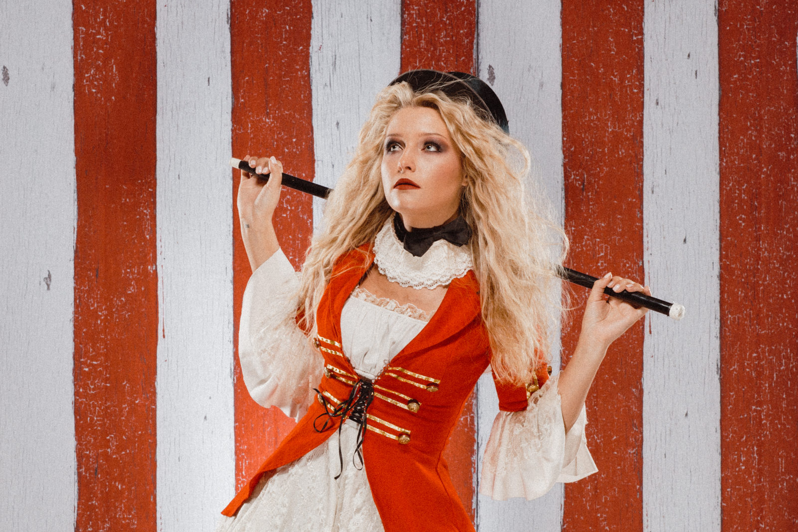 Circus Fashion Editorial - jennisummerstudios.com